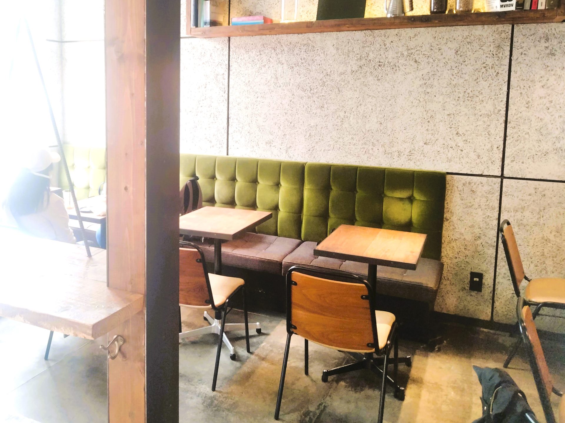 門前仲町｜店内でのみ味わえる絶品ケーキも！寺院の参道にある、開放的でスタイリッシュな人気店「MONZ CAFE」 | Co-sodate